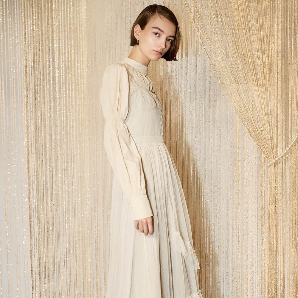 RANDAさんのインスタグラム写真 - (RANDAInstagram)「. 【UP DATE SNEAKERS】 トレンドデザイン、素材や履き心地にこだわったもの、 RANDAにしかない ...