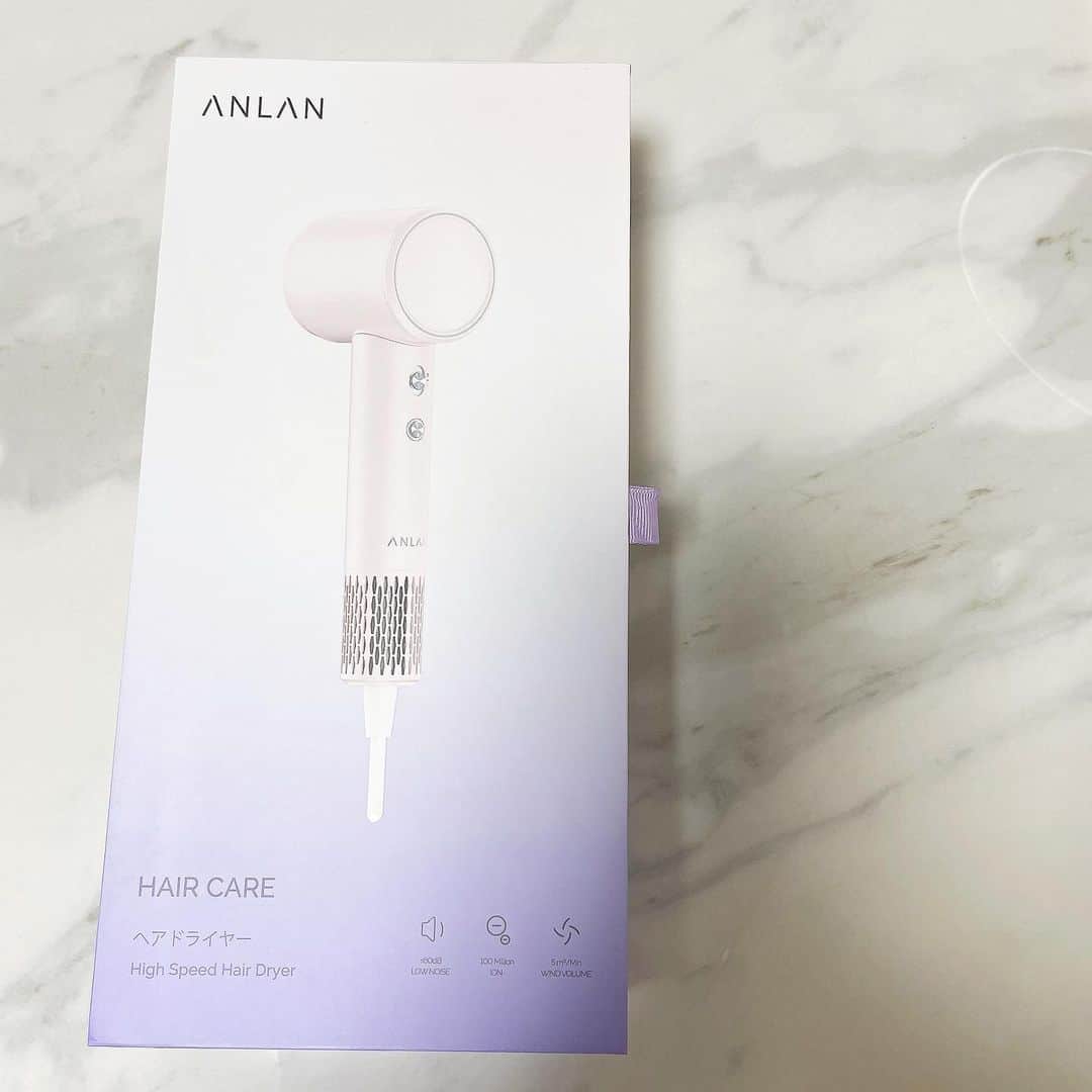 山田あかりさんのインスタグラム写真 - (山田あかりInstagram)「@anlan_official_japan のドライヤーが届いたんだけど、これすごかった😂 ロングヘアは好きなんだけど ...