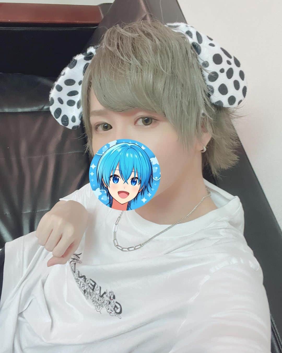 ころんさんのインスタグラム写真 - (ころんInstagram)「飼わない？🐕🩵 」9月2日 21時54分 - colon56n