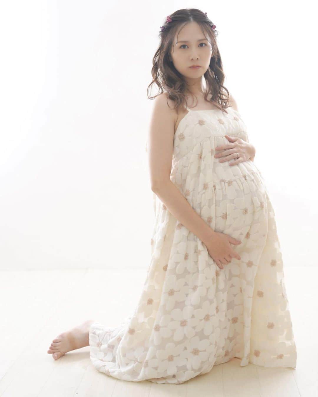 佐藤すみれさんのインスタグラム写真 - (佐藤すみれInstagram)「💜💜💜 【マタニティフォトを撮りました2】 カメラマン魚住さんとの ...