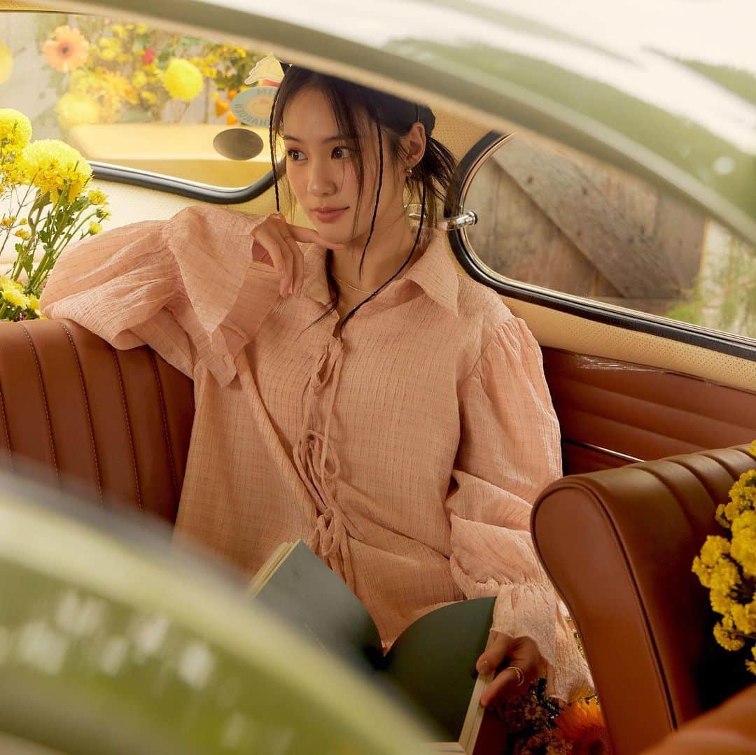 PIMTHAさんのインスタグラム写真 - (PIMTHAInstagram)「👀 @lookbooklookbook 💋 @puffpoy ...