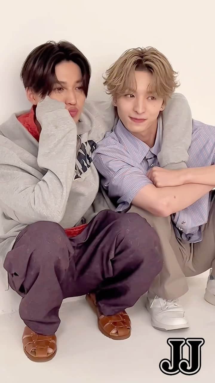 JJさんのインスタグラム動画 - (JJInstagram)「🌻FANTASTICSさんメイキング動画①🌻 八木勇征さんと木村慧人さんの記事を公開中 ️ ⭐️一問一答⭐️ ・八木さん ...