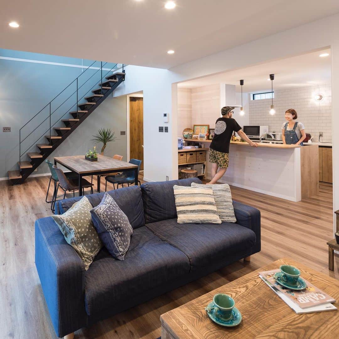 西本ハウスさんのインスタグラム写真 - (西本ハウスInstagram)「ZERO-CUBE MALIBU🏝〜豊かな時間を シンプルに愉しむための家〜 海に面したリゾート地「マリブ」をイメージ ...