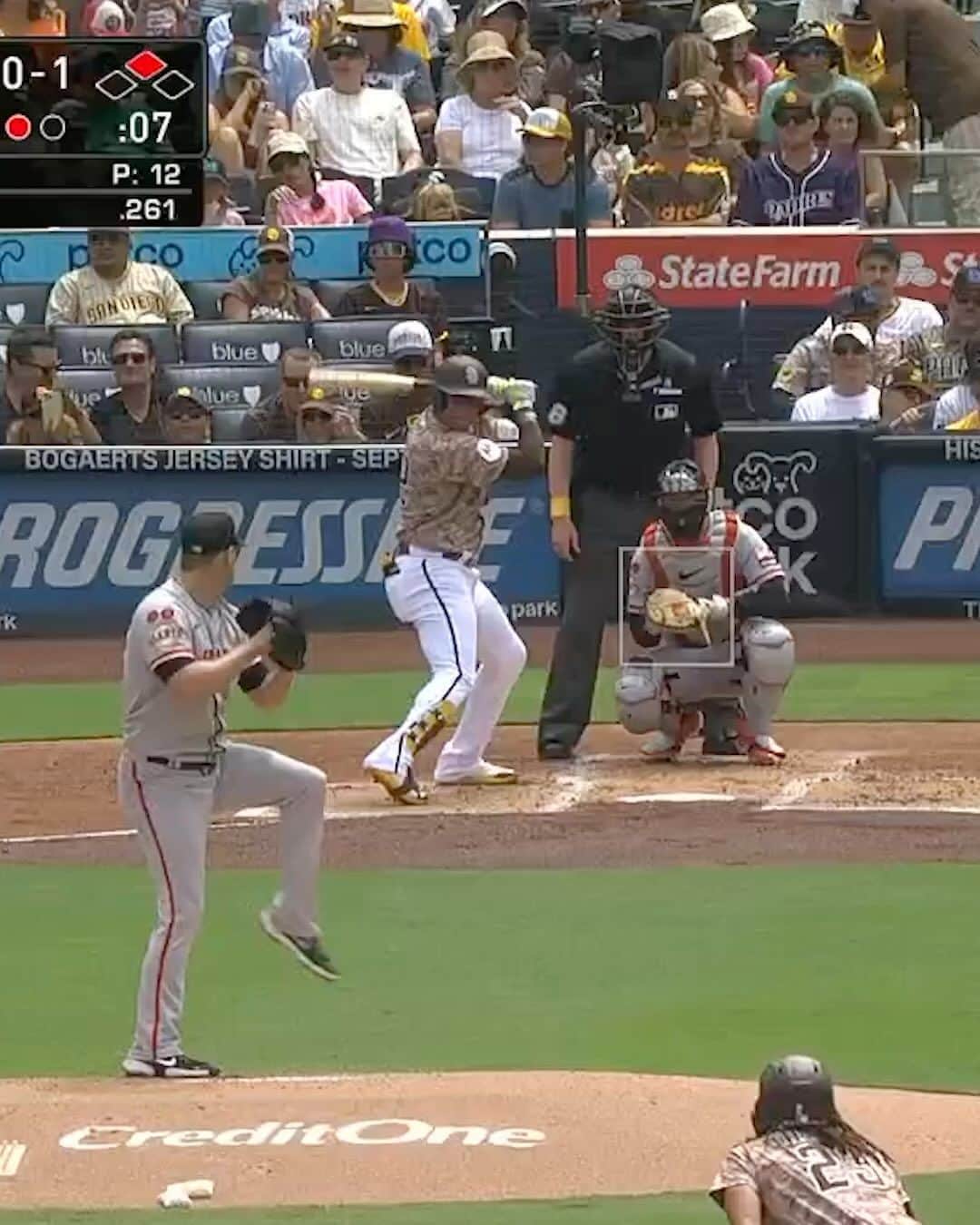 MLBさんのインスタグラム動画 - (MLBInstagram)「@juansoto_25 homers in his 3rd straight game!」9月4日 5時54分 - mlb