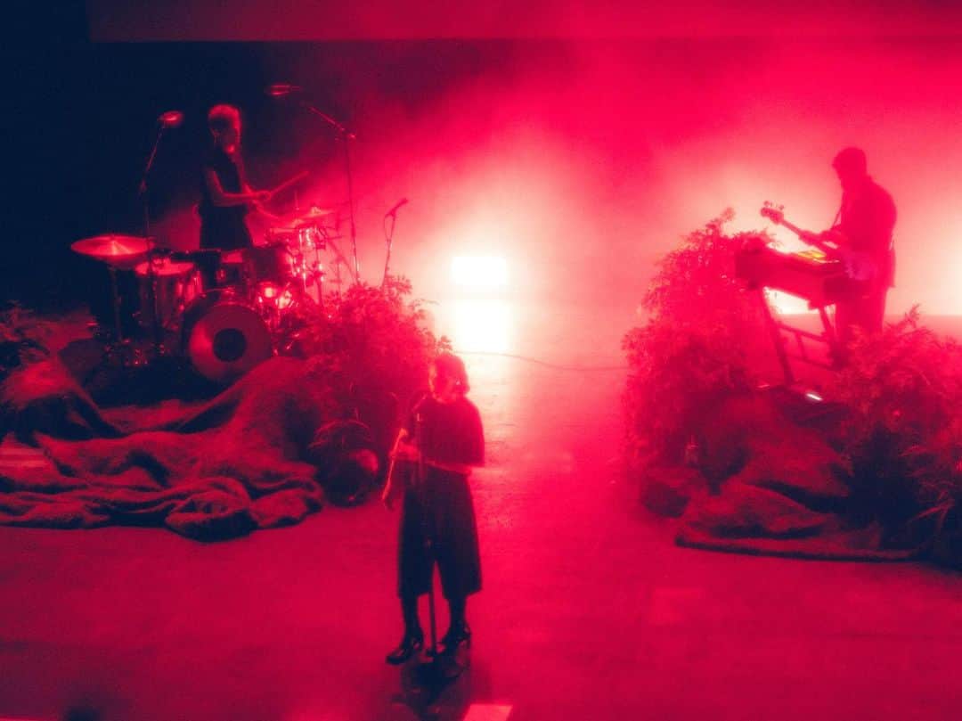 PVRISさんのインスタグラム写真 - (PVRISInstagram)「The Godless/Goddess Tour with ...