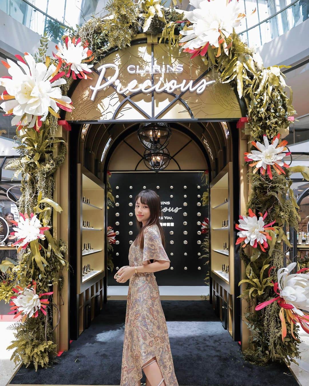 Moanna S.さんのインスタグラム写真 - (Moanna S.Instagram)「@clarinshk presents The ...