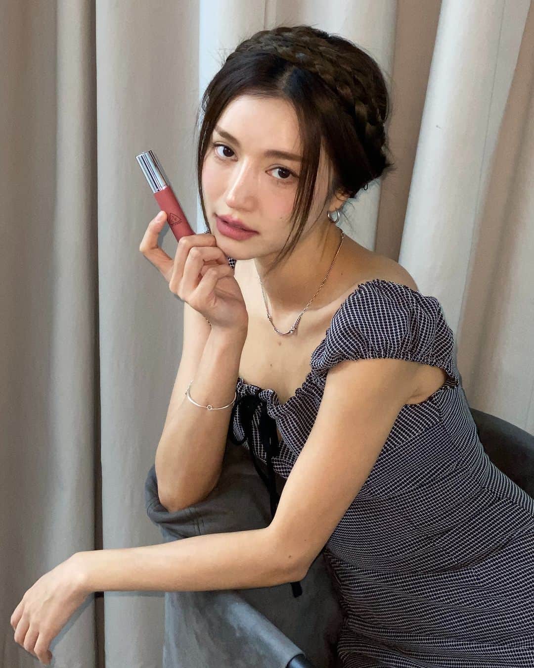 Official STYLENANDAさんのインスタグラム写真 - (Official STYLENANDAInstagram)「3CE model SORA's #MOTD & #OOTD ...