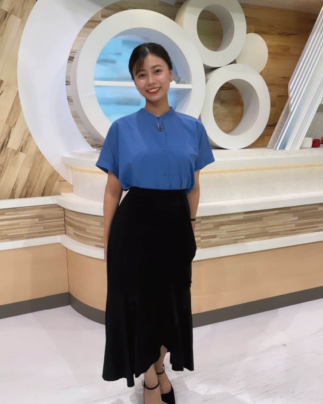 KSBアナウンサーさんのインスタグラム写真 - (KSBアナウンサーInstagram)「👗 「News Park KSB」の衣装です。 衣装もチェックして見てくださいね☺ ୨୧ ...