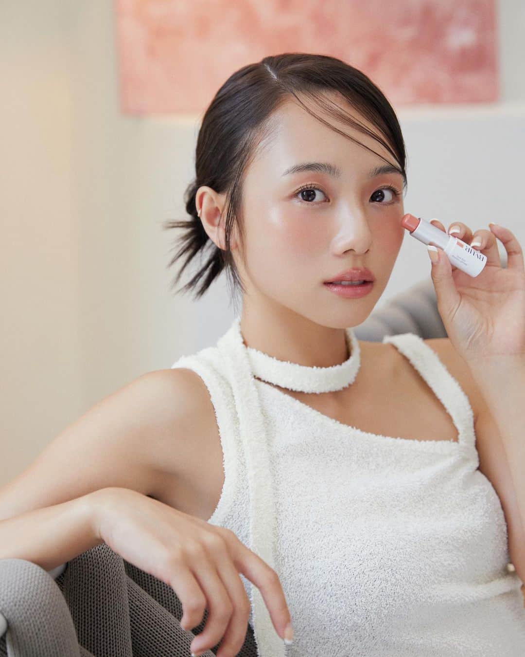 伊原葵さんのインスタグラム写真 - (伊原葵Instagram)「ByUR New Visual🍊🤍 韓国で撮影したキーヴィジュアルが公開されました またモデルすることが出来て嬉しい〜♡ ...