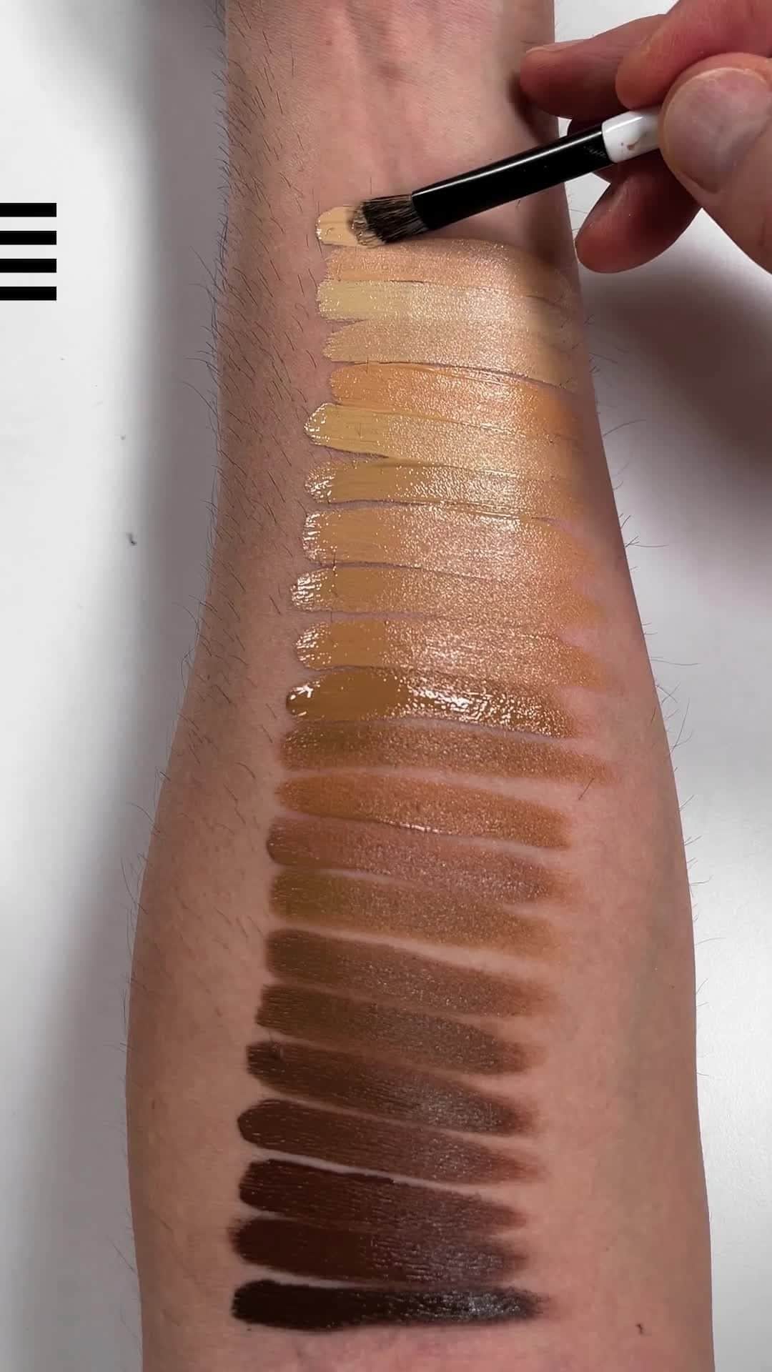 セフォラさんのインスタグラム動画 - (セフォラInstagram)「Zoom sur les 30 teintes du fond de ...