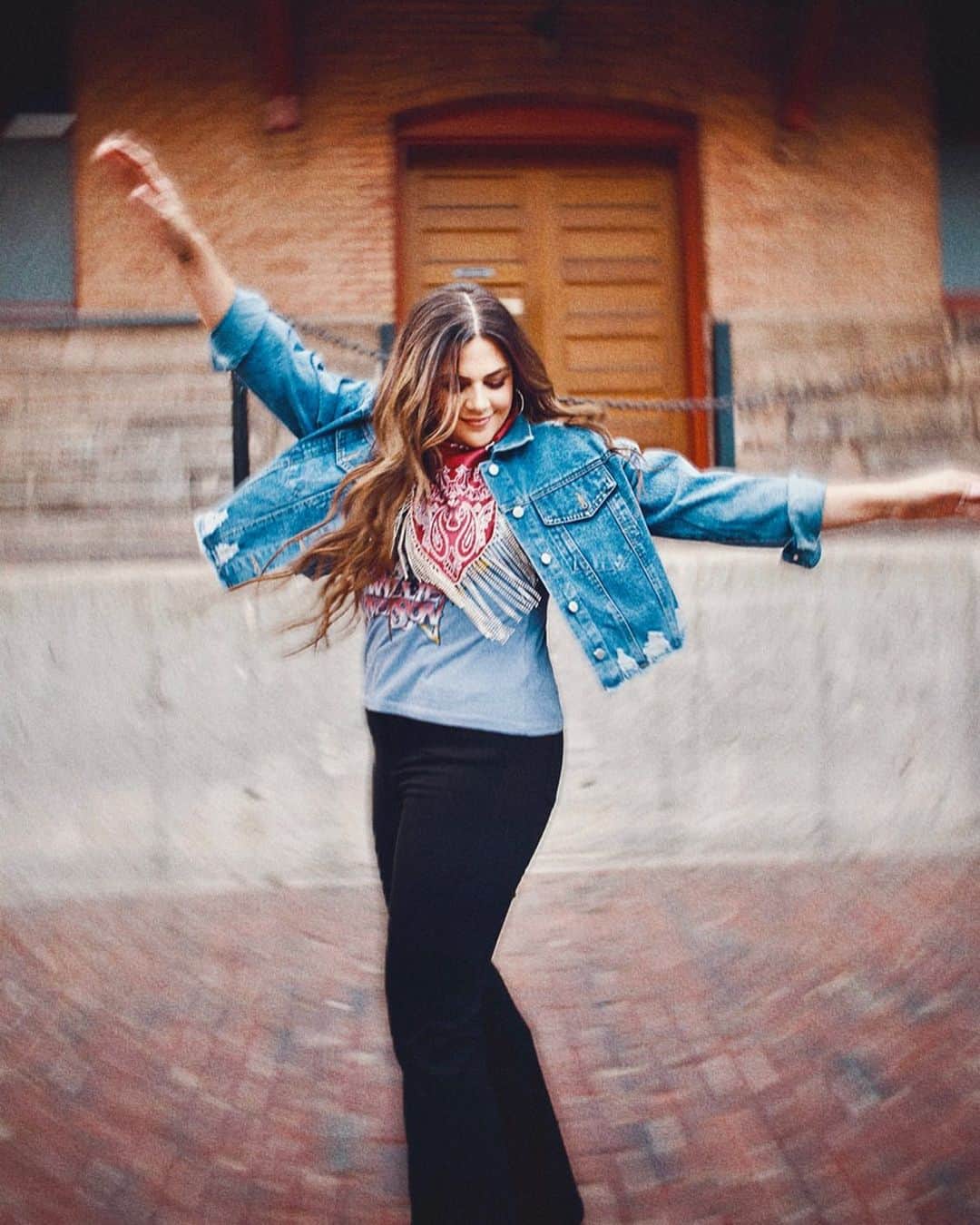 ヒラリー・スコットさんのインスタグラム - (ヒラリー・スコット@hillaryscottla)