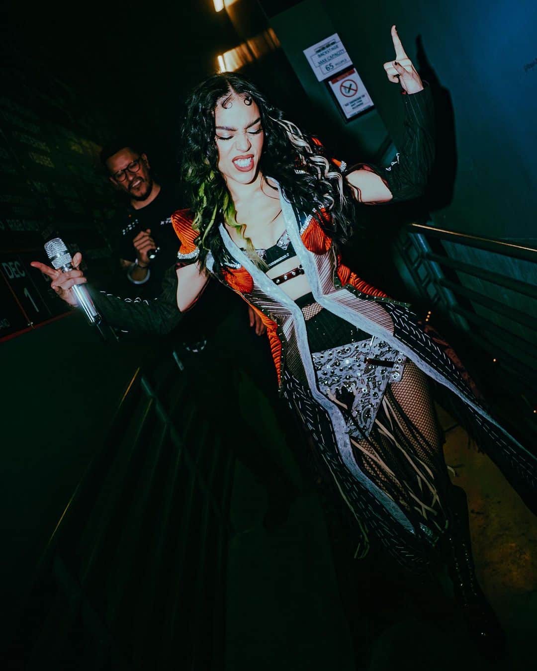 Danna Paolaさんのインスタグラム写真 - (Danna PaolaInstagram)「un fin loco loco ...