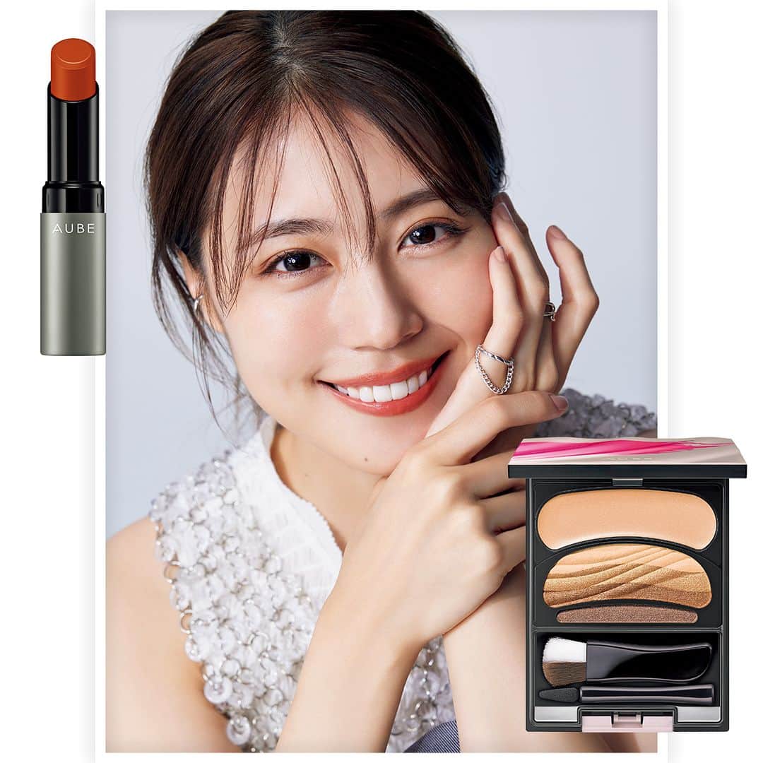 MAQUIA ONLINEさんのインスタグラム写真 - (MAQUIA ONLINEInstagram)「MAQUIA10月号の表紙は有村架純さん💕 ヘルシーな美しさが活きるメイクを解説 🌟 ...