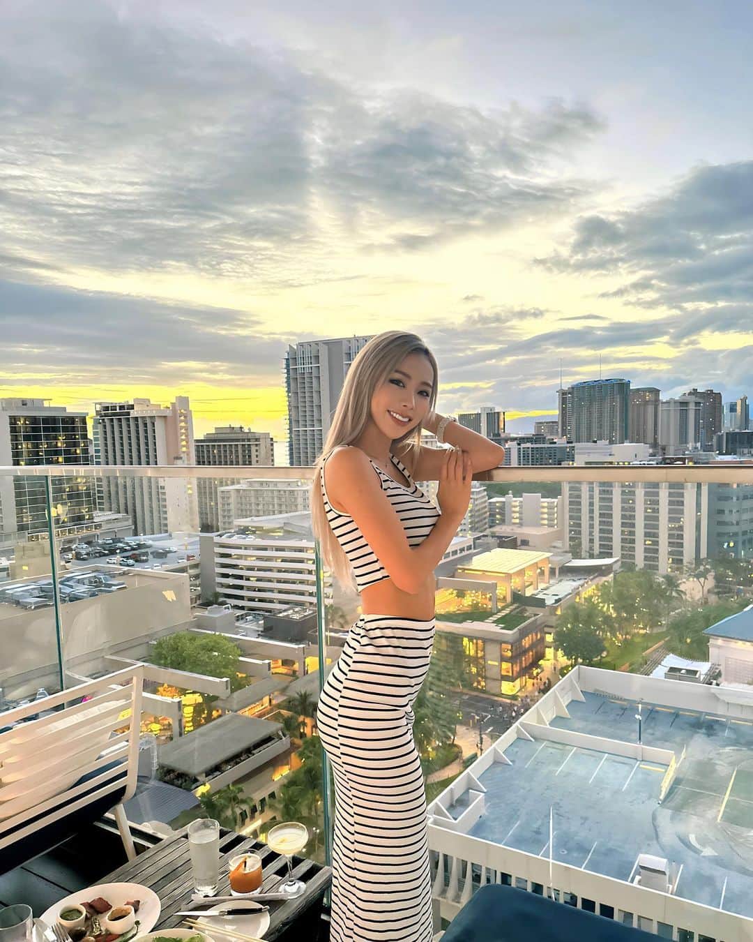HARACHANさんのインスタグラム写真 - (HARACHANInstagram)「Sanset🌇 #waikiki」10月4日 20時27 ...