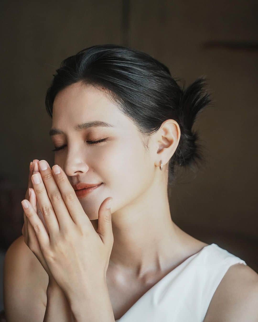 吳子霏（Ellen Wu）さんのインスタグラム写真 - (吳子霏（Ellen Wu）Instagram)「⁡ 你有沒有遇過一種情況，就是身體先感受到壓力，但大腦的感知總是慢一拍，覺得沒事啊！但 ...