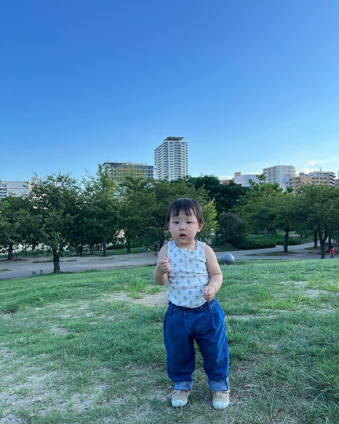 HALCAさんのインスタグラム写真 - (HALCAInstagram)「エネルギーの塊！ 追いかけて追いかけてたまに手を差し伸べて ヘトヘトになるけど私にできることは全力で。 きっと思って ...