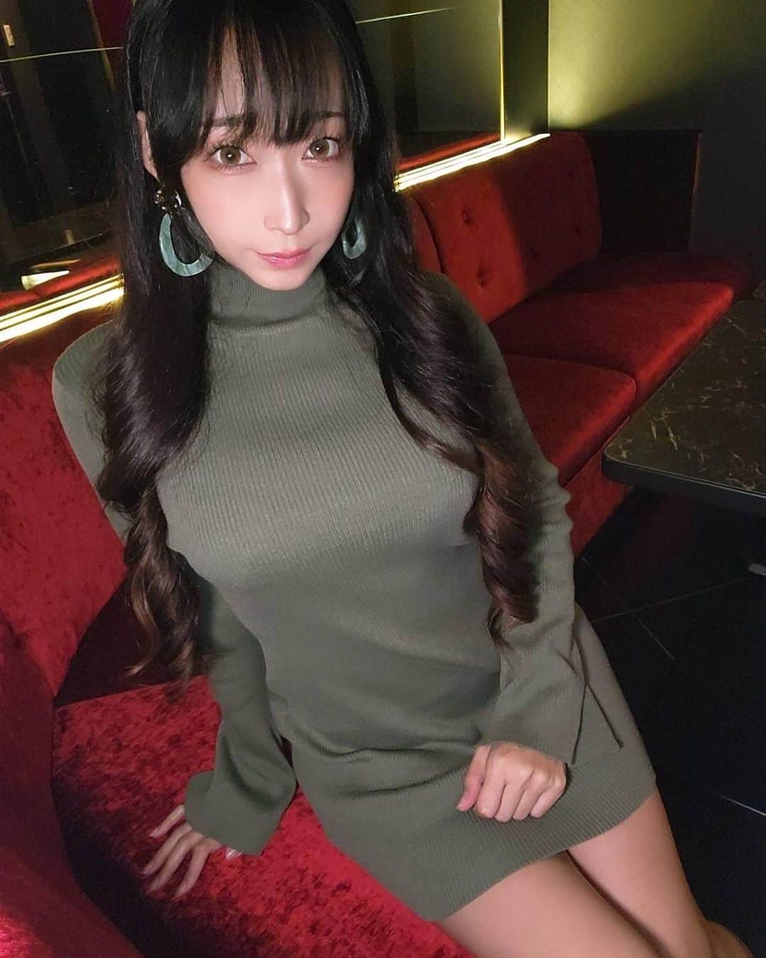 蓮実クレアさんのインスタグラム写真 - (蓮実クレアInstagram)「・ ラウンジ蓮実クレア、BAR蓮実クレアB 今夜もお待ちしてます ...