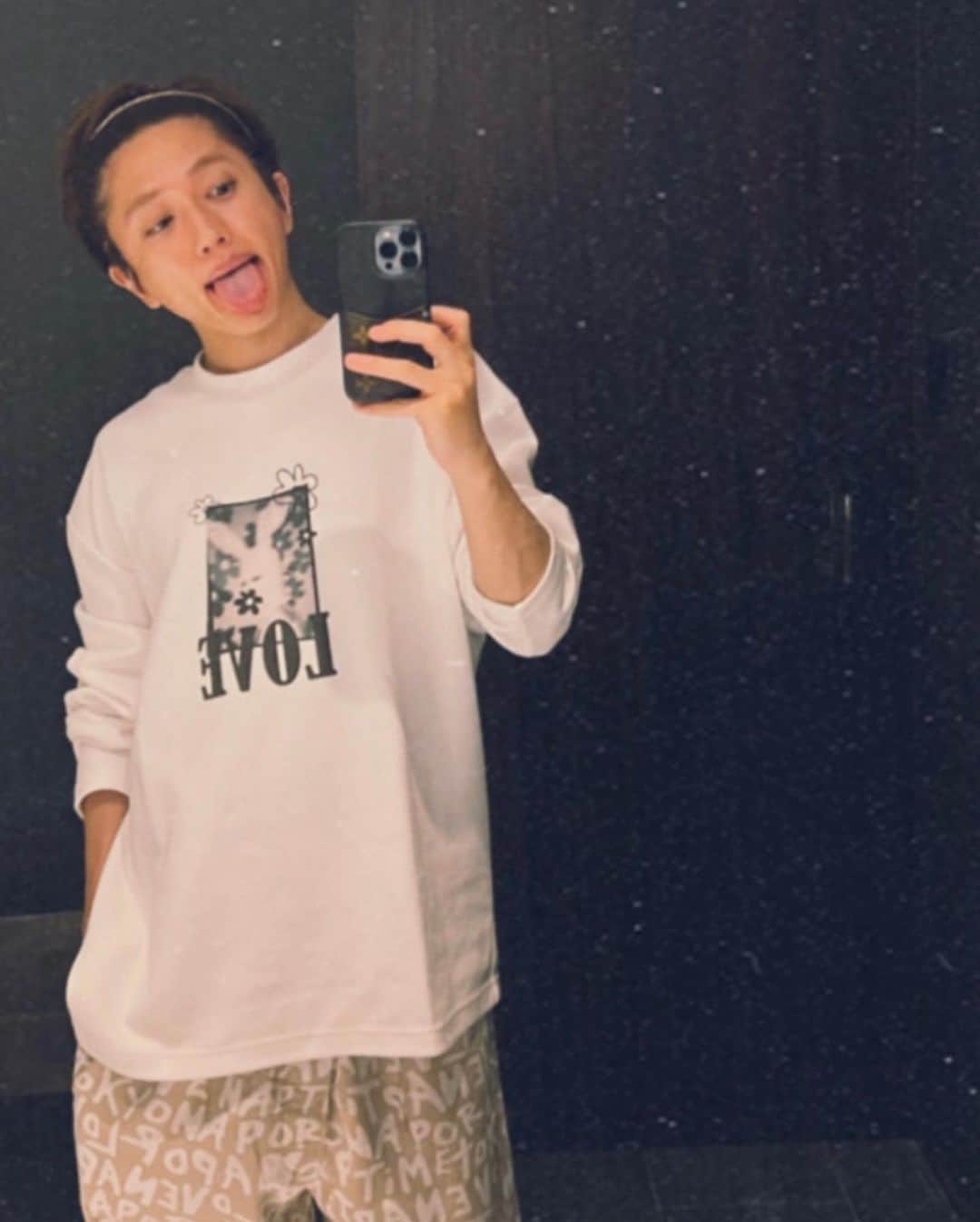 西島隆弘（Nissy）さんのインスタグラム写真 - (西島隆弘（Nissy）Instagram)「今日で37歳になりました！ 相変わらず、 昨日も今日も仕事以外の時間は独りでいます ...