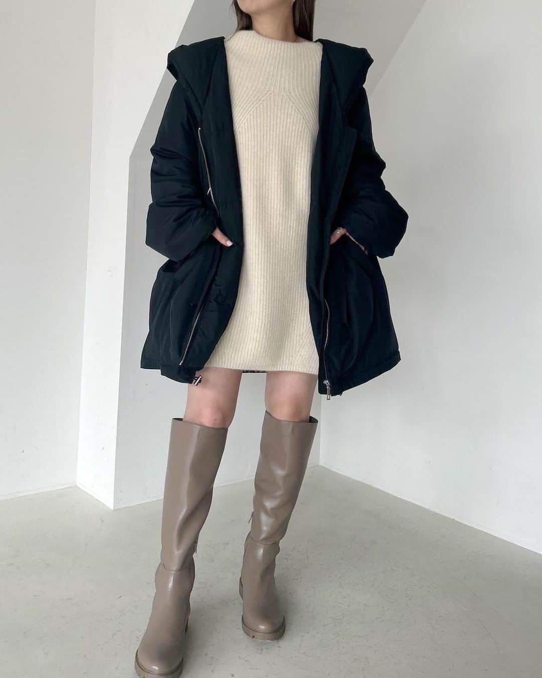 スナイデルさんのインスタグラム写真 - (スナイデルInstagram)「. SNIDEL 2023 Winter Collection "Femininity Balance" 10.4 ...