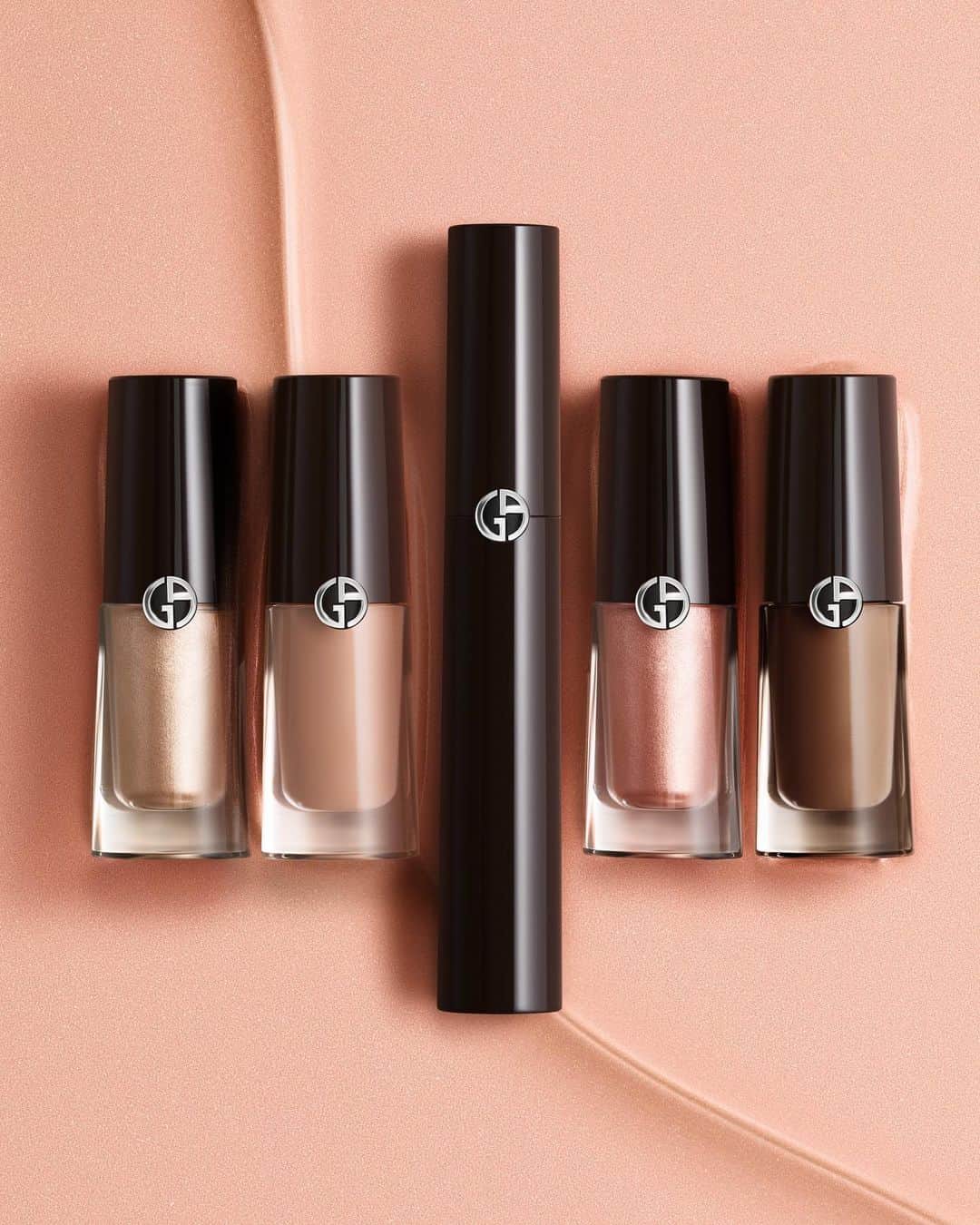 Armani Beautyさんのインスタグラム写真 - (Armani BeautyInstagram)「Vibrant and ...