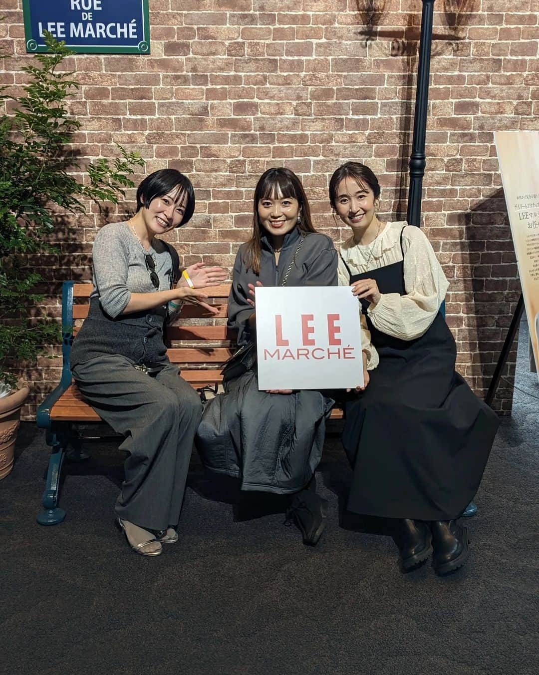 小野恵美さんのインスタグラム写真 - (小野恵美Instagram)「LEE創刊40周年記念パーティ🎉 @magazinelee 大盛況の ...