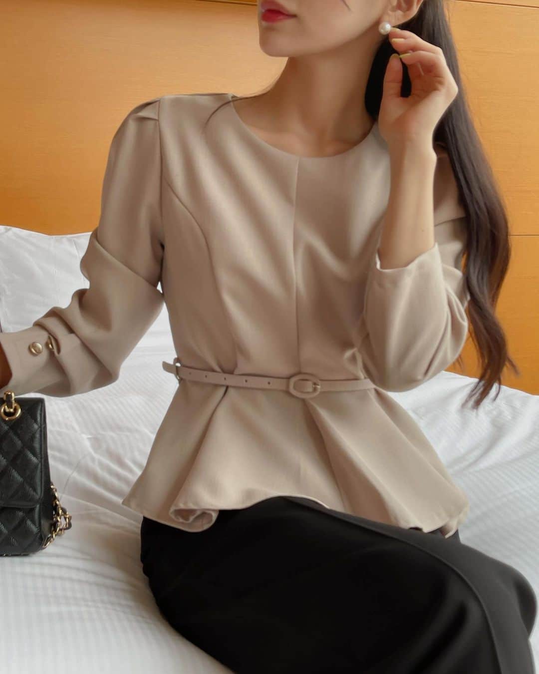 DHOLICさんのインスタグラム写真 - (DHOLICInstagram)「【baddiary】WEEKLY RANKING 🏆 《No.1》バイカラーVネックボタンニットワンピース ...