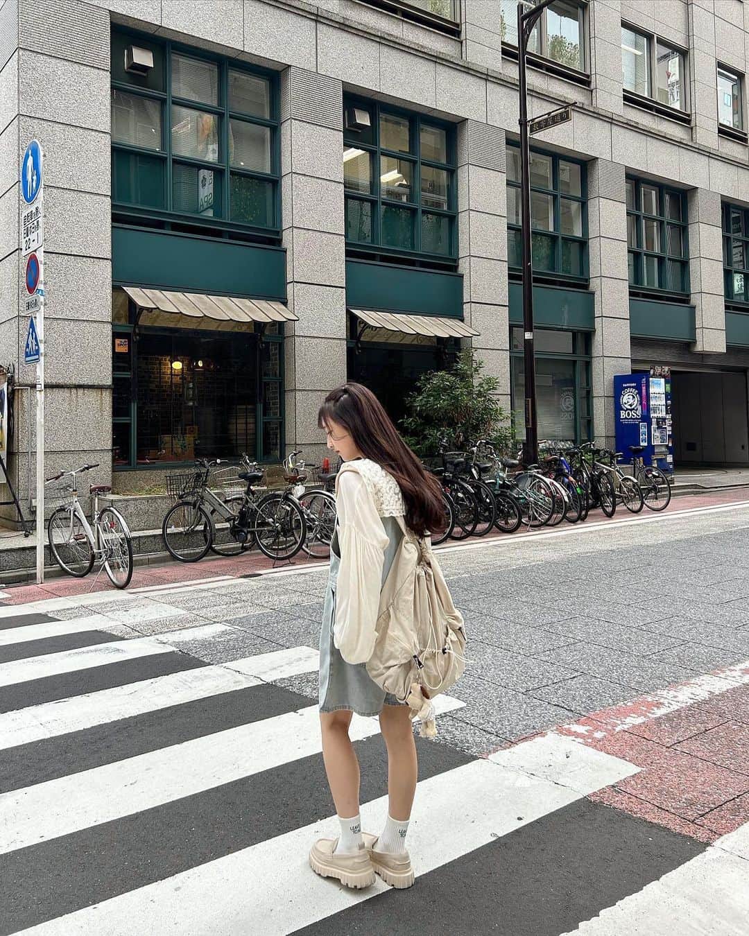 あみさんのインスタグラム写真 - (あみInstagram)「︴𝑐𝑎𝑓𝑒 𝑐𝑜𝑜𝑟𝑑𝑖𝑛𝑎𝑡𝑒 , 𝑐𝑎𝑠𝑢𝑎𝑙 𝑔𝑖𝑟𝑙𝑦 ⑅ カジュアル ...