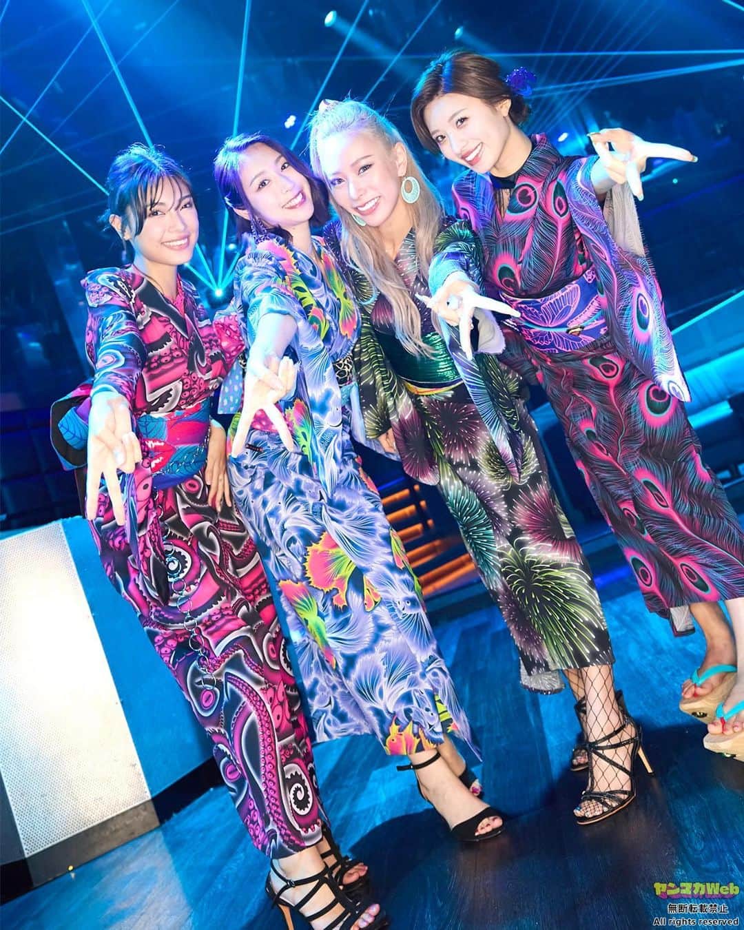 RIANさんのインスタグラム写真 - (RIANInstagram)「ヤンマガWEB @yanmaga.jp 掲載スタート！🩷 サイバー ...