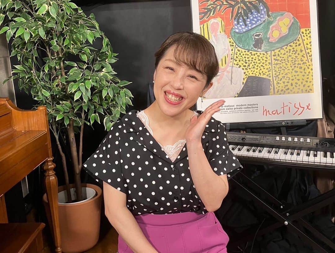 山口ひろみさんのインスタグラム写真 - (山口ひろみInstagram)「10月のテレビ番組への出演、そしてラジオ番組への出演予定です😊 ぜひご覧&お聴きくださいね ️ 🌸レギュラー番組 ...