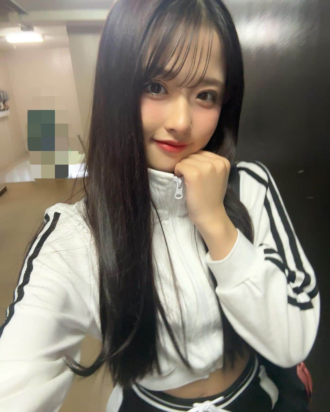 りりさんのインスタグラム写真 - (りりInstagram)「だんだん涼しくなってきた〜♡🍁🍂 #jmix #ジェイミックス #model #モデル #jk2 #sjk #大分 #りり」10月 ...