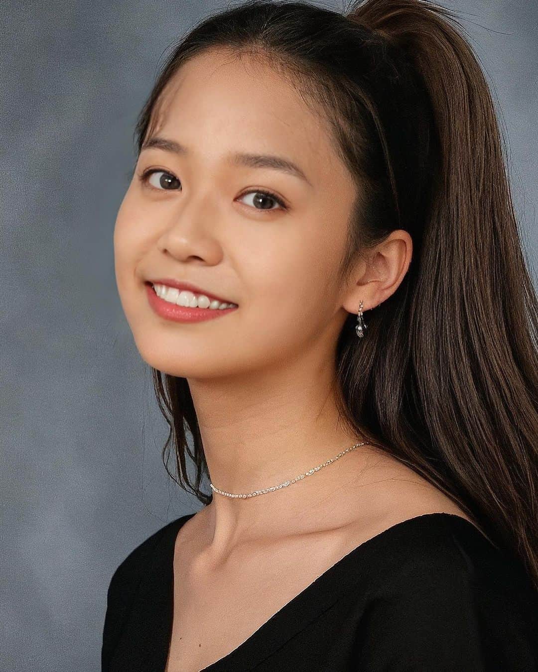 VANRIさんのインスタグラム写真 - (VANRIInstagram)「my AI yearbook😂 流行りにのってみたけどこれ ...