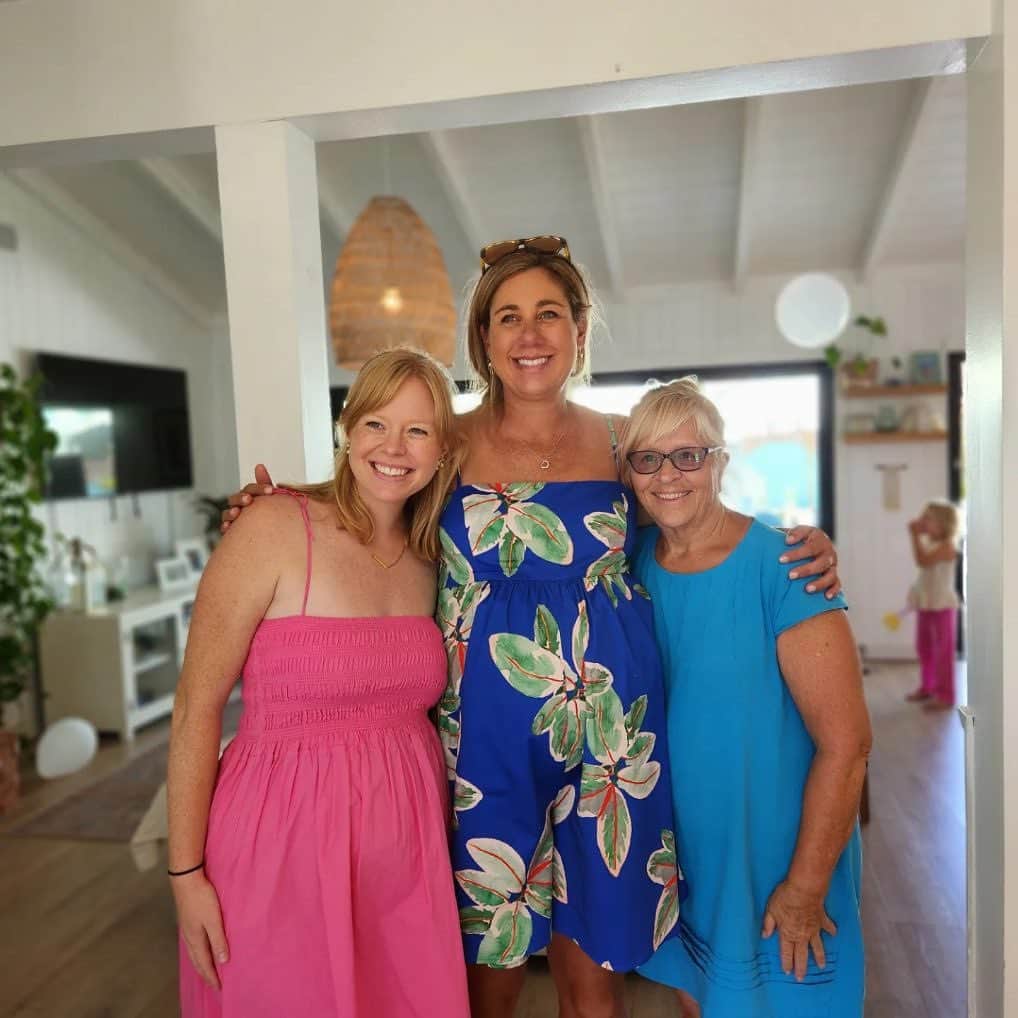 エイプリル・ロスさんのインスタグラム写真 - (エイプリル・ロスInstagram)「Felt the love for baby Riley ...