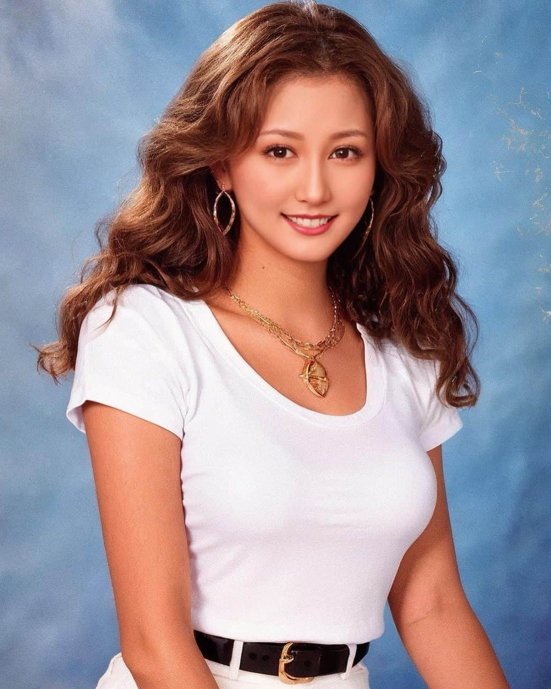 七瀬美月さんのインスタグラム写真 - (七瀬美月Instagram)「90年代🇺🇸🏀 #epik#90年代#😆#流行りの #イヤーブック」10月4日 13時55分 - yskwask1114