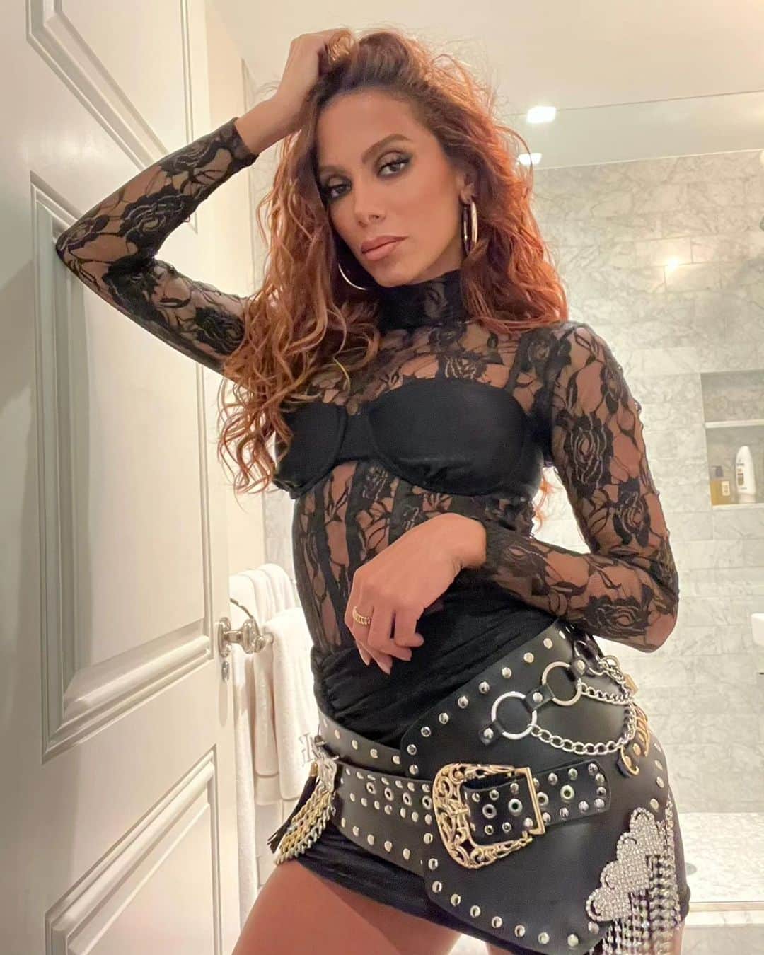 euanittaさんのインスタグラム写真 - (euanittaInstagram)「Hablemos de belleza」9月11日 7時18分 - anitta