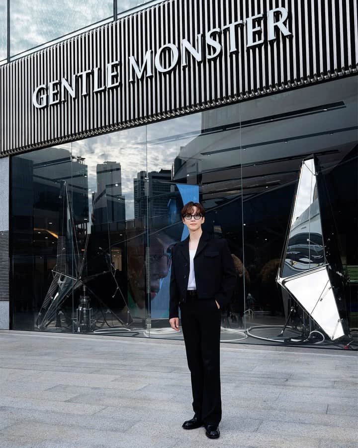 GENTLE MONSTERさんのインスタグラム写真 - (GENTLE MONSTERInstagram)「Junho, Becky ...