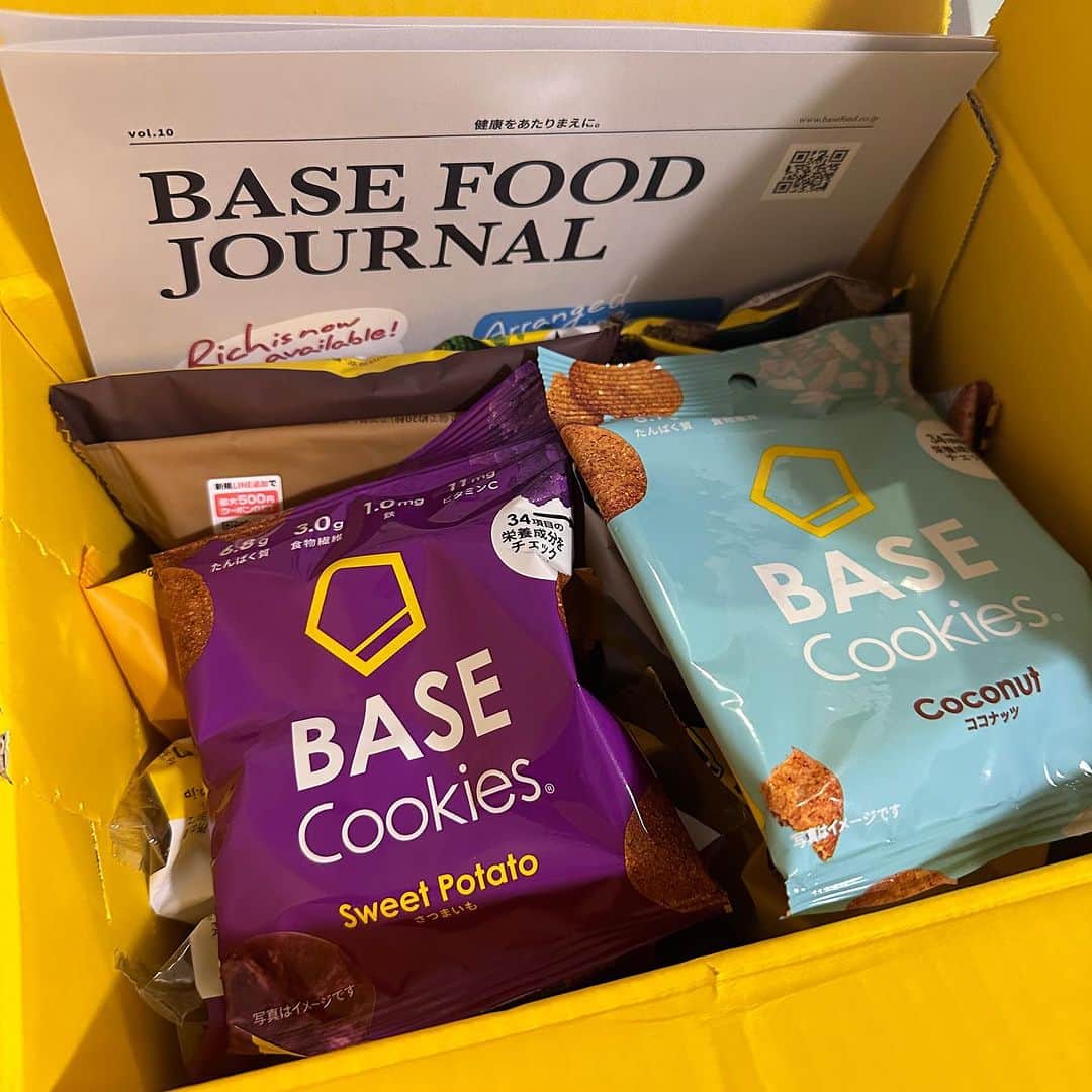 岩瀬玲さんのインスタグラム写真 - (岩瀬玲Instagram)「BASEFOODさん @basefood_tokyo のアンバサダーをさせていただいてるので 今回もたくさん送っていただきまし ...