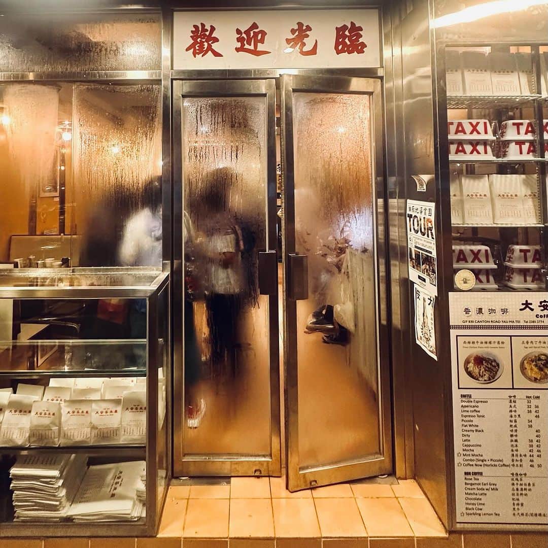 JJ.Acunaさんのインスタグラム写真 - (JJ.AcunaInstagram)「In the Mood for Daan Taat ...