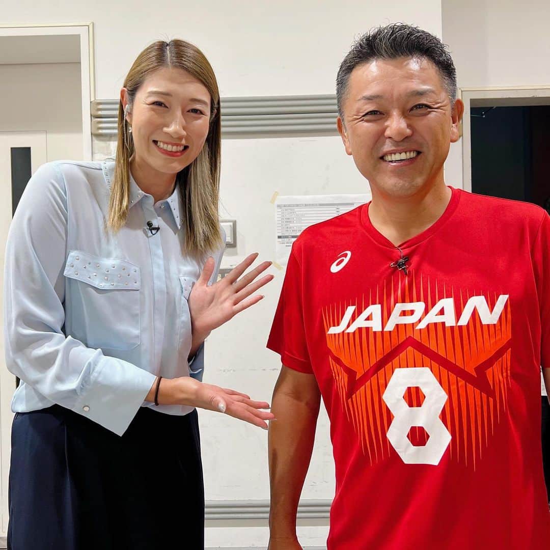 狩野舞子さんのインスタグラム写真 狩野舞子instagram 「・ Sparkでは谷繁さんともお会いできました🤗 日本代表応援tシャツお