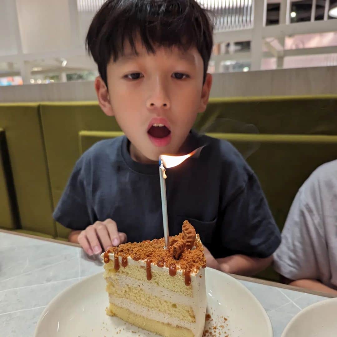 The Twins Chelsea & Jesperさんのインスタグラム写真 - (The Twins Chelsea ...