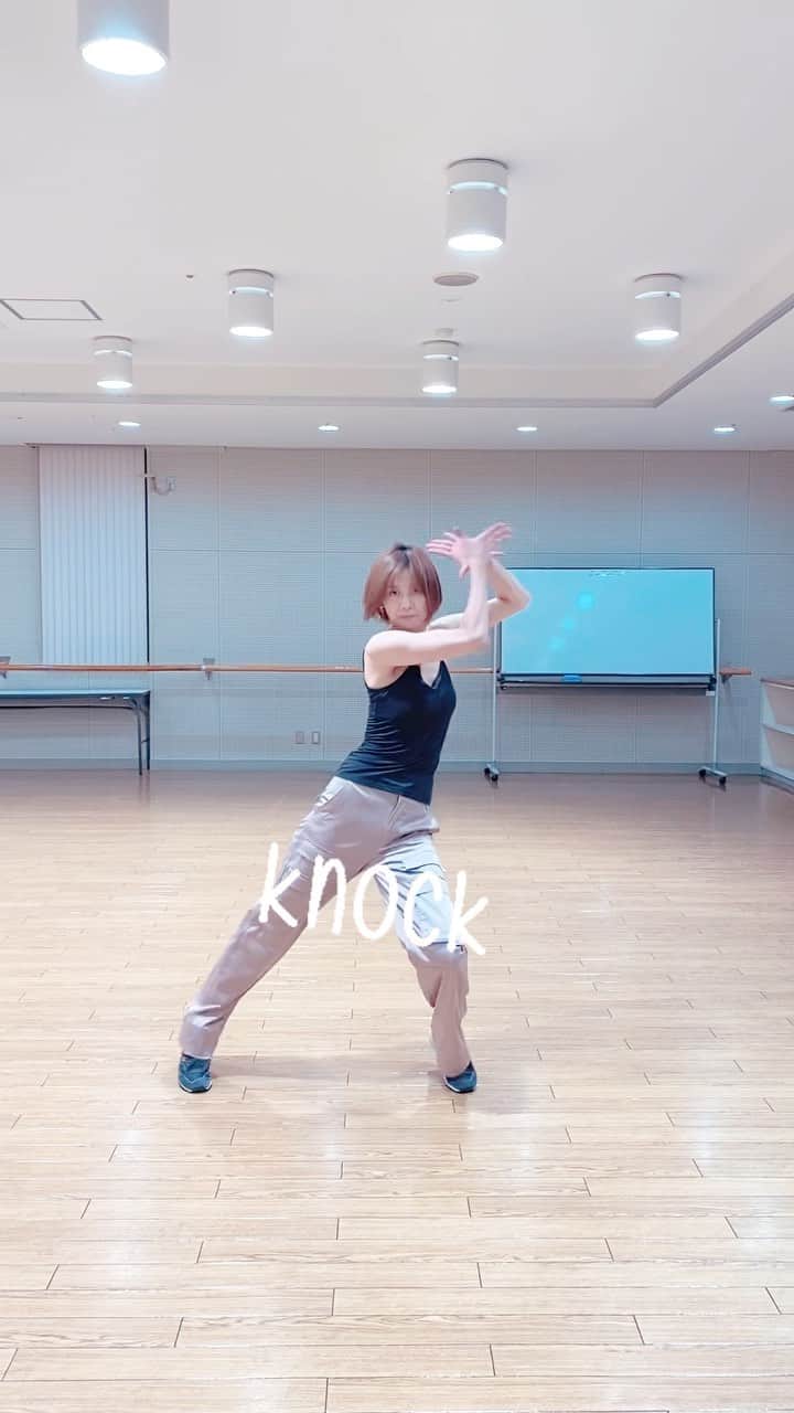 大凪真生さんのインスタグラム動画 - (大凪真生Instagram)「KPOPも踊ります 今日はイチェヨンのKNOCK これはリクエストげあっ ...