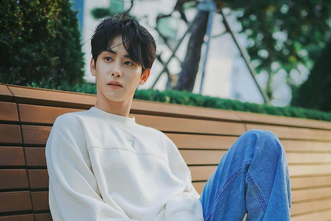 コ・ホジョンさんのインスタグラム写真 - (コ・ホジョンInstagram)「#광고 @calvinklein#캘빈클라인 ...