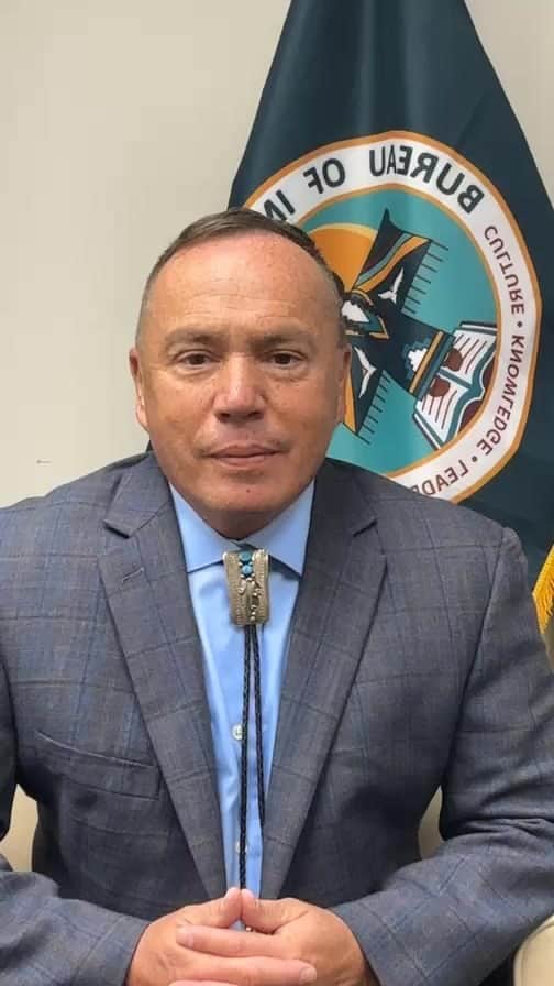 アメリカ内務省さんのインスタグラム動画 - (アメリカ内務省Instagram)「@secdebhaaland and ...