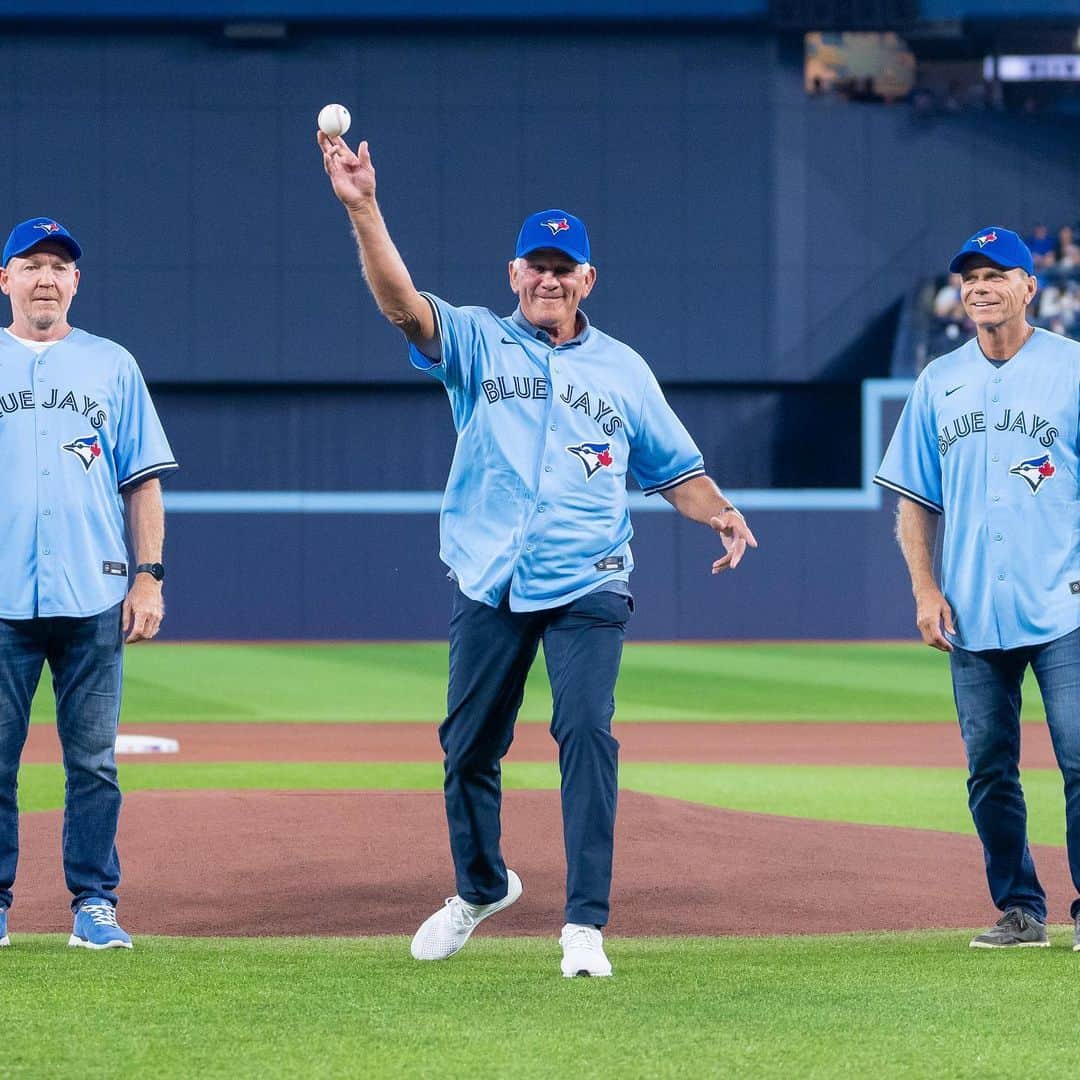 トロント・ブルージェイズさんのインスタグラム写真 - (トロント・ブルージェイズInstagram)「Leafs Alumni Rick ...