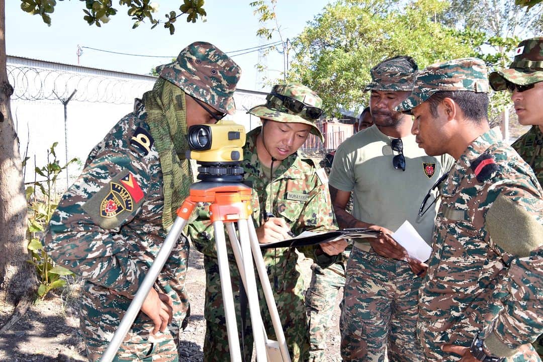 陸上自衛隊さんのインスタグラム写真 - (陸上自衛隊Instagram)「#陸上自衛官 15名は、＃東ティモール民主共和国 において、ハリィ ...