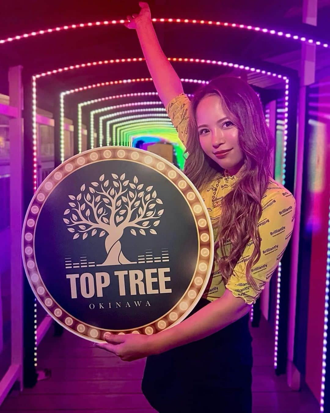 DJ NANAさんのインスタグラム写真 - (DJ NANAInstagram)「先週水曜日に沖縄国際通りの ドンキホーテ7Fに新しくできた TOPTREEにDJしに行って来たよ🙋‍♀️ ...