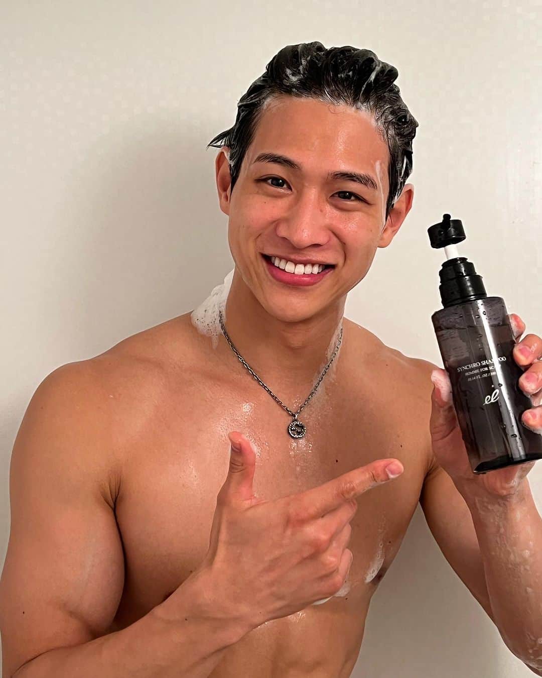 中道理央也さんのインスタグラム写真 中道理央也instagram 「デンキバリブラシのブランドから新登場！ 上半期ベストコスメを総なめし