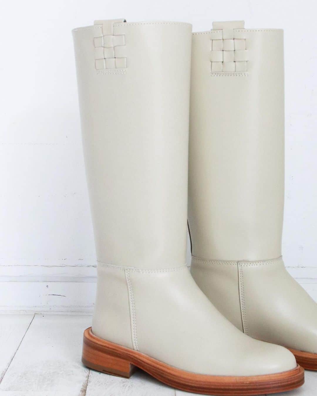 GALERIE VIEさんのインスタグラム写真 - (GALERIE VIEInstagram)「. ⁡ 【 Shoes Collection 】 ⁡ p1. Boots / 27-01-35 ...