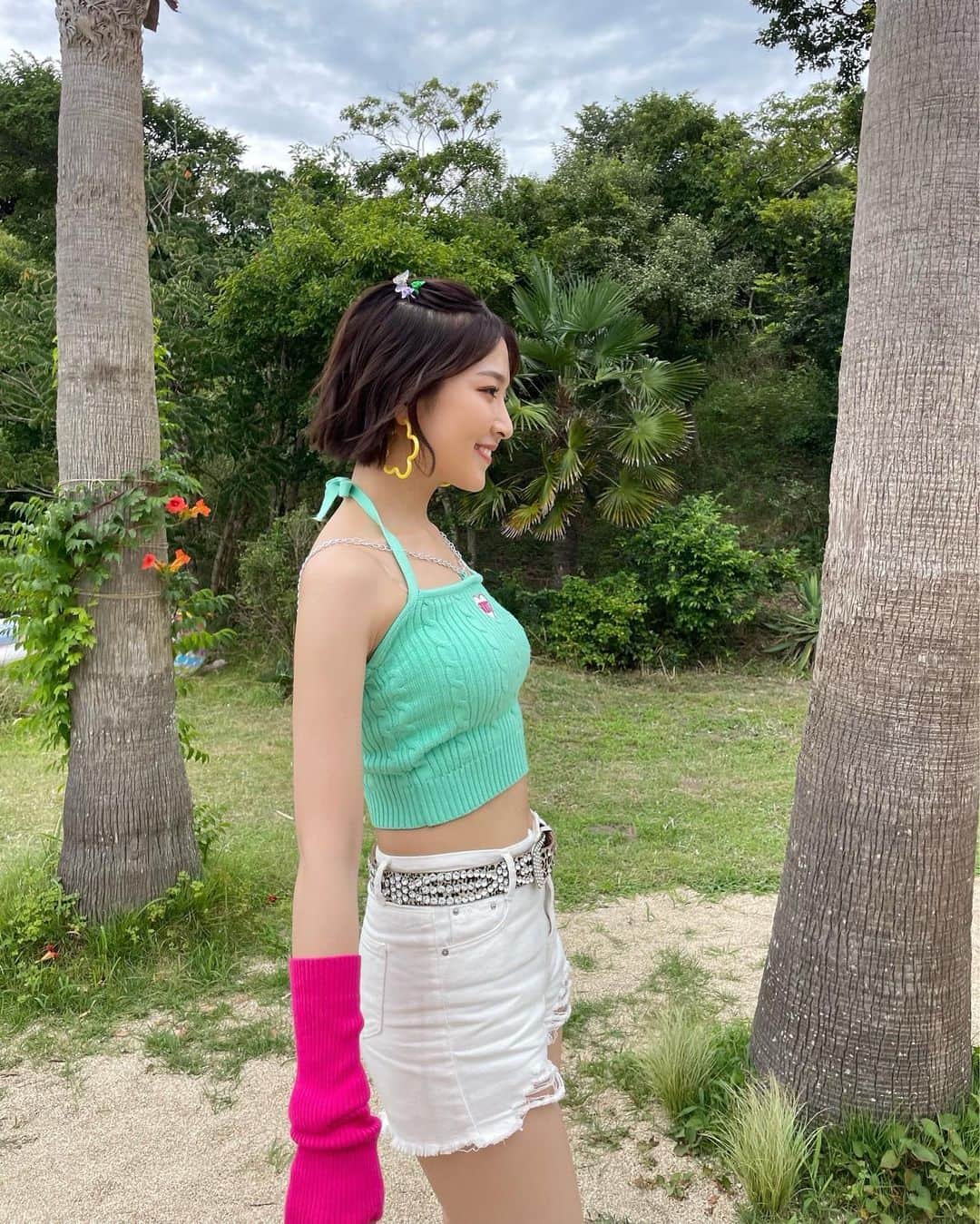 小野瑞歩さんのインスタグラム写真 - (小野瑞歩Instagram)「妄想だけならフリーダム MV公開されましたっ みてね👱🏼‍♀️🤟🏾💖 (再投稿しました🥲) #つばきファクトリー #小野瑞 ...