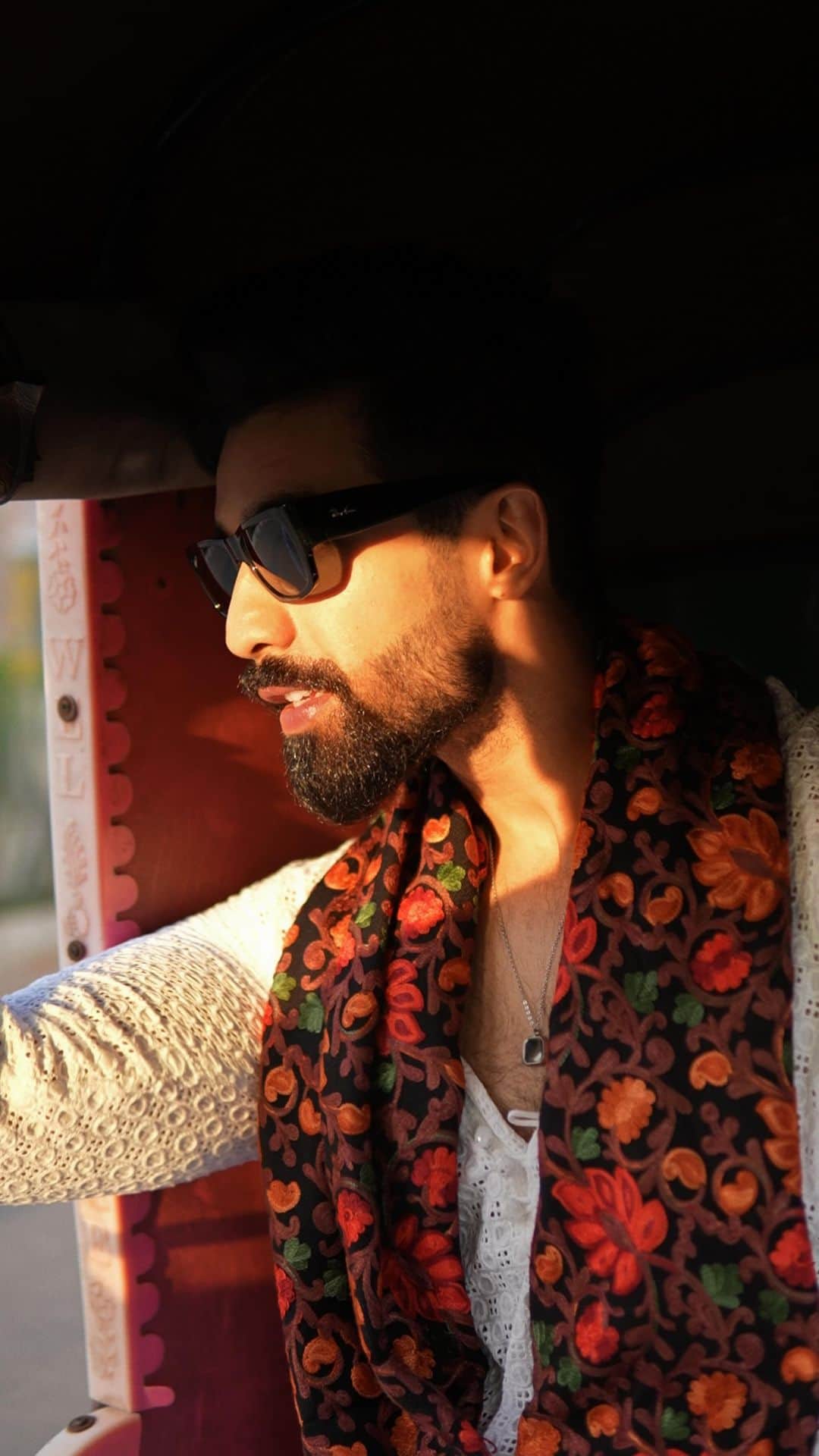 Karron S Dhinggraさんのインスタグラム動画 - (Karron S DhinggraInstagram ...