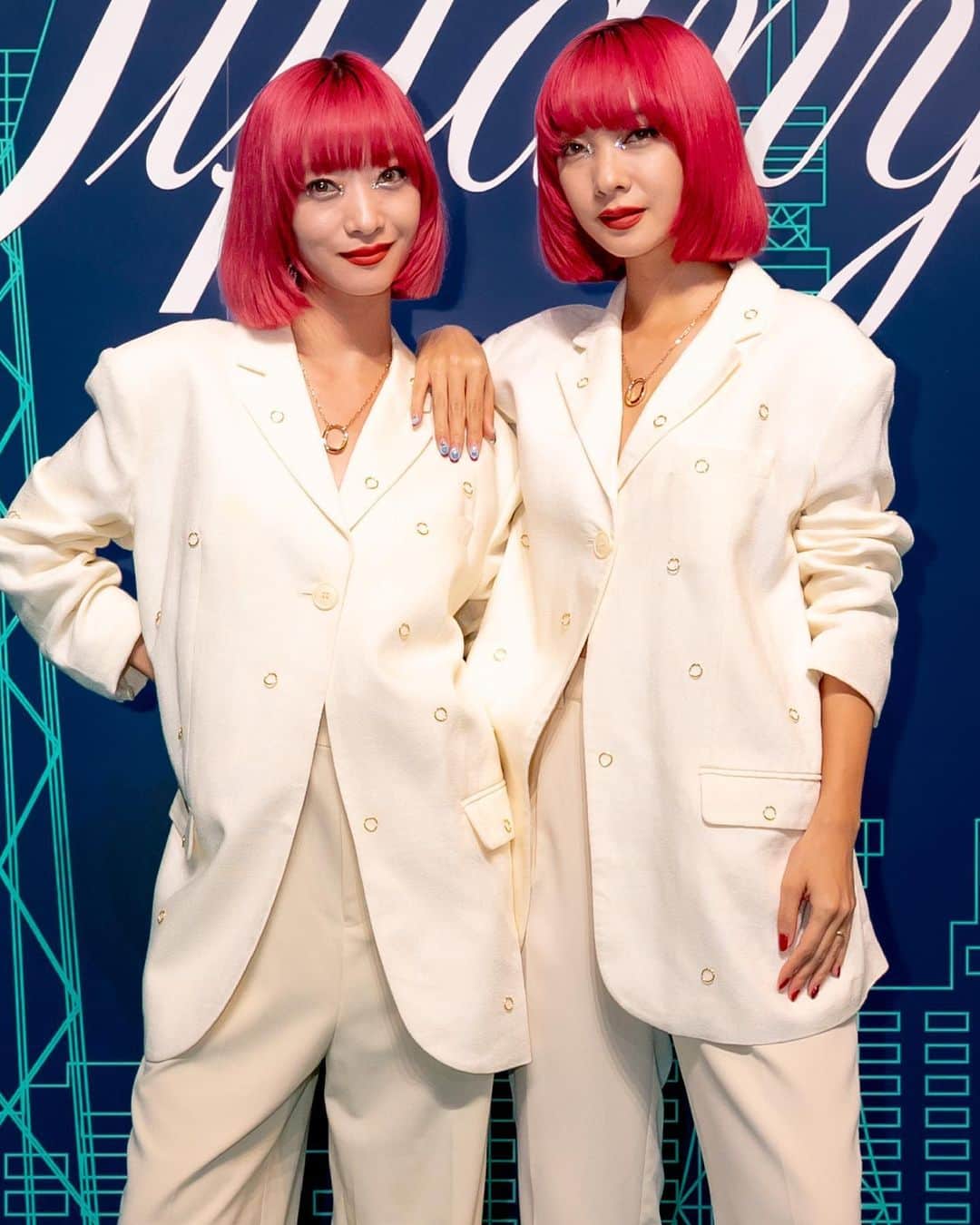 ティファニーさんのインスタグラム写真 - (ティファニーInstagram)「Friends of the House wear ...